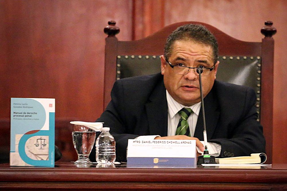 Presentan en la UG Manual de Derecho Procesal Penal
