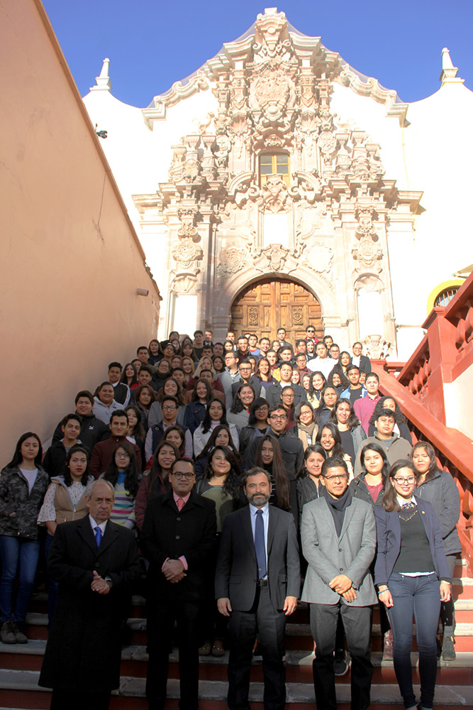 Dan la bienvenida a estudiantes de Derecho con un curso de inducción