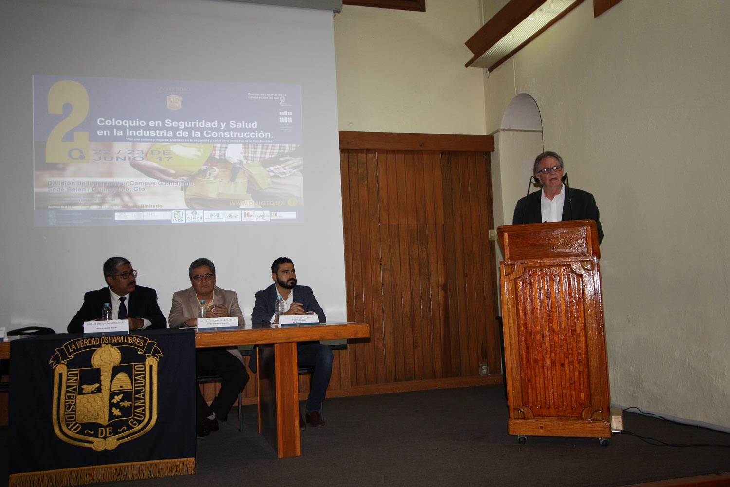 Comenzó en la UG Coloquio en Seguridad y Salud en la Industria de la ...